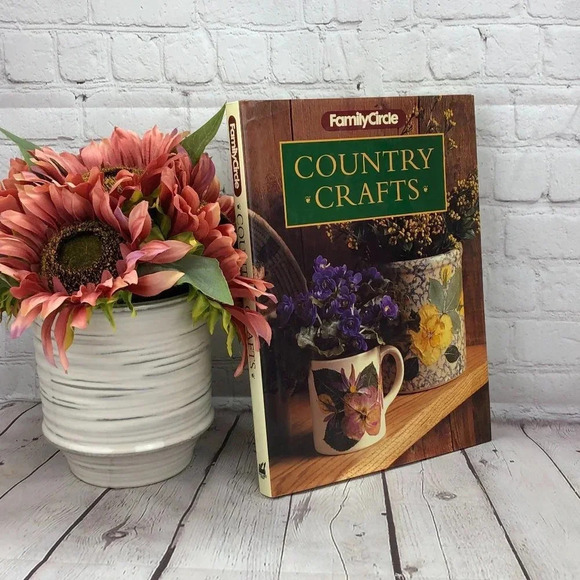 Accents | Vintage Family Circle Country Crafts 1992 | Poshmark